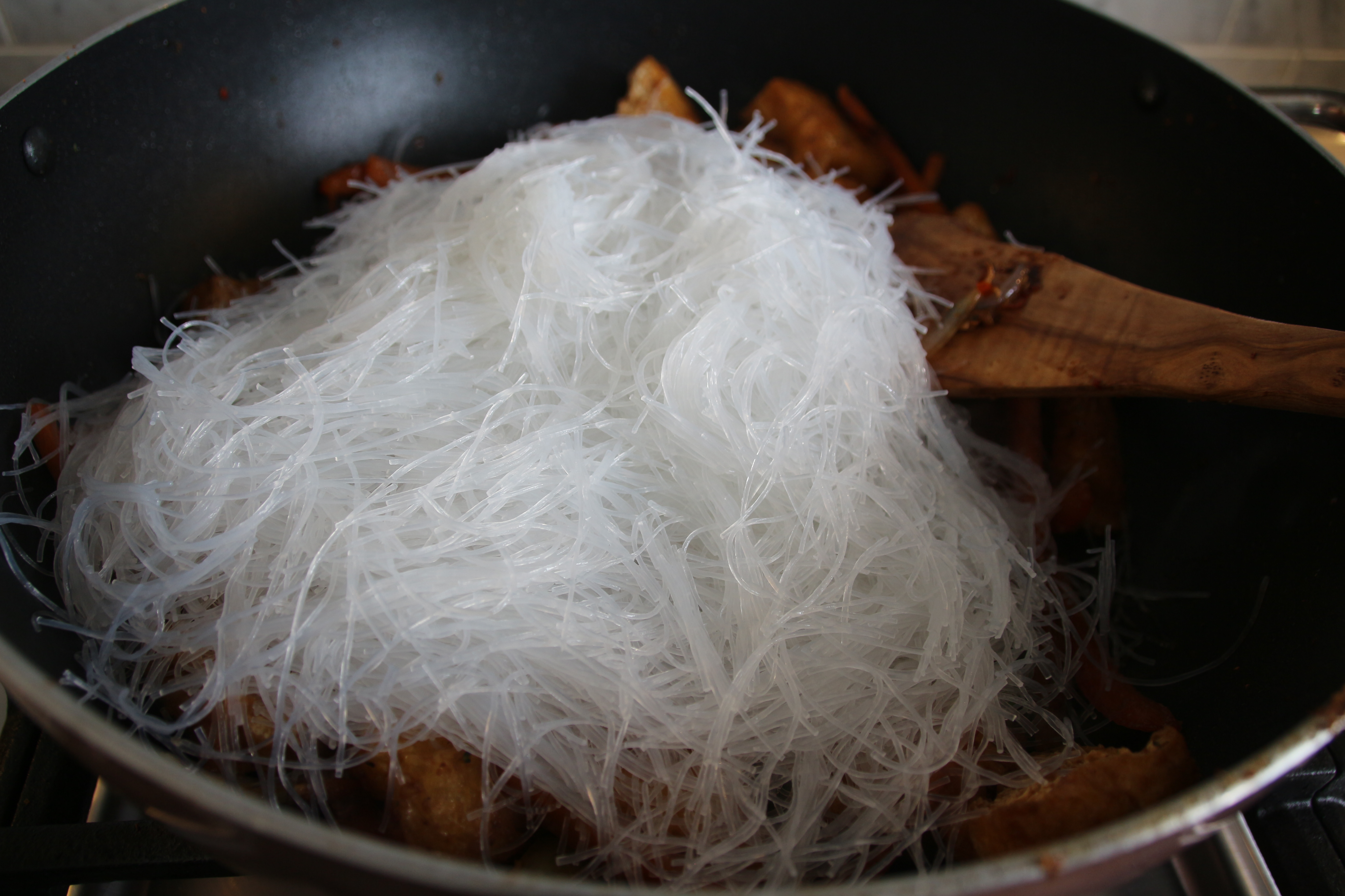 Thai Mung Bean Noodles – A Wee Bit of Garlic